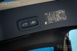 Серый Вольво XC40 2019 в Тукумс, объемом двигателя 2.00 л и пробегом 220 тыс. км за 18490 €, фото 23 на AUTOMOTO.COM.LV