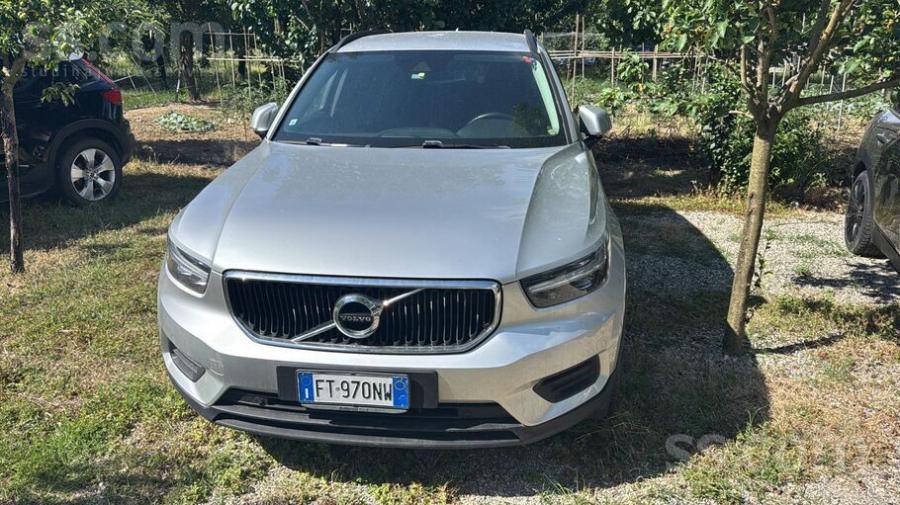 Серый Вольво XC40 2019 в Таллин, объемом двигателя 2.00 л и пробегом 0 тыс. км за 14000 €, фото 10 на AUTOMOTO.COM.LV