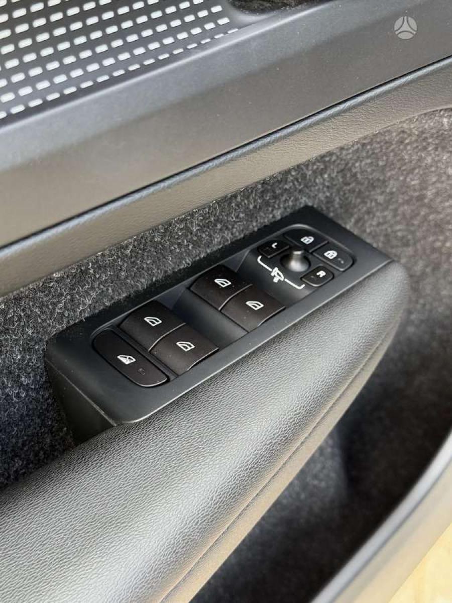 Серый Вольво XC40 2019 в Таураге, объемом двигателя 1.97 л и пробегом 152 тыс. км за 17900 €, фото 33 на AUTOMOTO.COM.LV