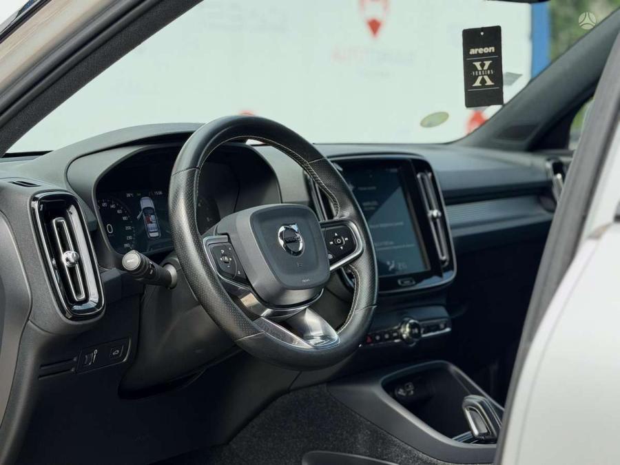 Серый Вольво XC40 2019 в Таураге, объемом двигателя 1.97 л и пробегом 152 тыс. км за 17900 €, фото 48 на AUTOMOTO.COM.LV