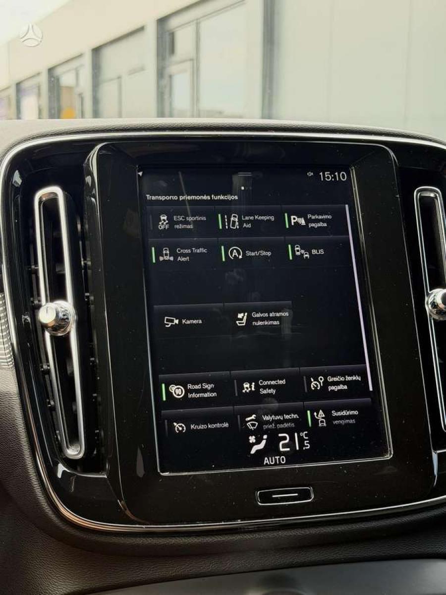 Серый Вольво XC40 2019 в Таураге, объемом двигателя 1.97 л и пробегом 152 тыс. км за 17900 €, фото 57 на AUTOMOTO.COM.LV