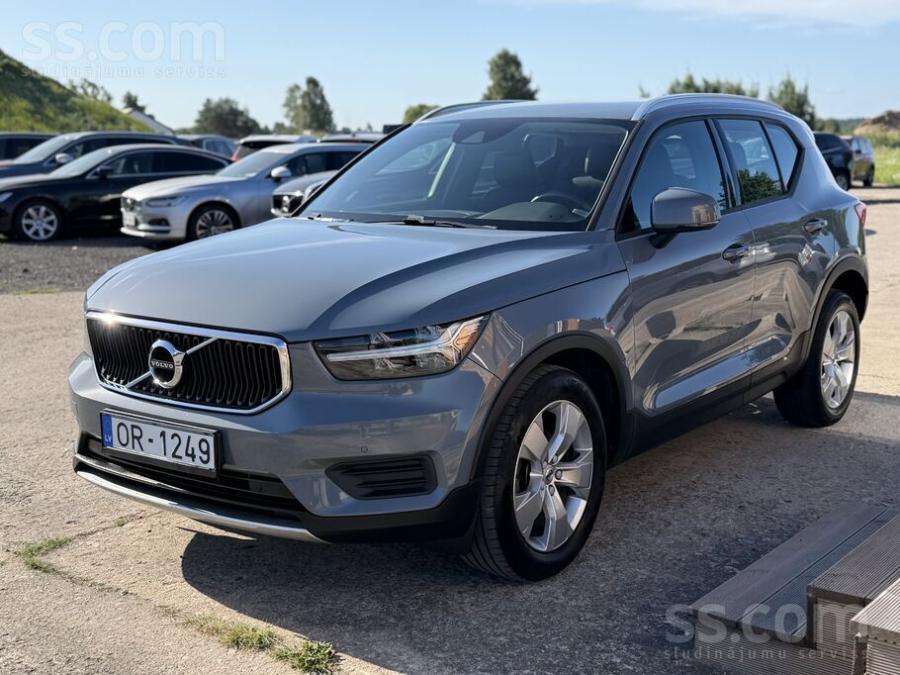 Grey Volvo XC40 2019 in Riga, with an engine capacity of 1.50 L and mileage of 142 thousand km for 16500 €, photo 4 on AUTOMOTO.COM.LV