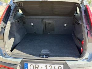 Grey Volvo XC40 2019 in Riga, with an engine capacity of 1.50 L and mileage of 142 thousand km for 16500 €, photo 19 on AUTOMOTO.COM.LV