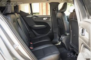 Grey Volvo XC40 2019 in Tukums, with an engine capacity of 2.00 L and mileage of 220 thousand km for 17990 €, photo 9 on AUTOMOTO.COM.LV