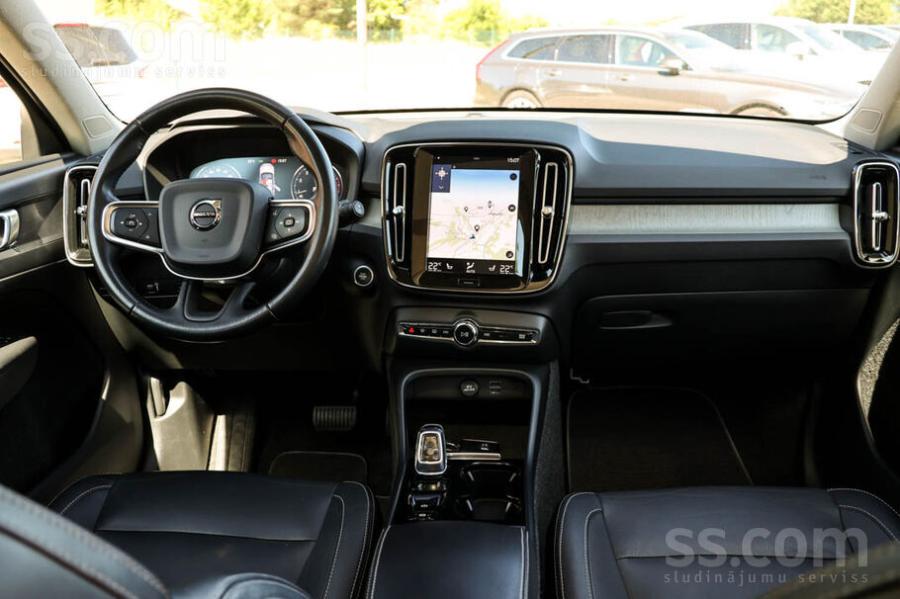 Grey Volvo XC40 2019 in Tukums, with an engine capacity of 2.00 L and mileage of 220 thousand km for 17990 €, photo 11 on AUTOMOTO.COM.LV
