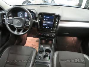 Grey Volvo XC40 2019 in Tallinn, with an engine capacity of 2.00 L and mileage of 114 thousand km for 21500 €, photo 4 on AUTOMOTO.COM.LV