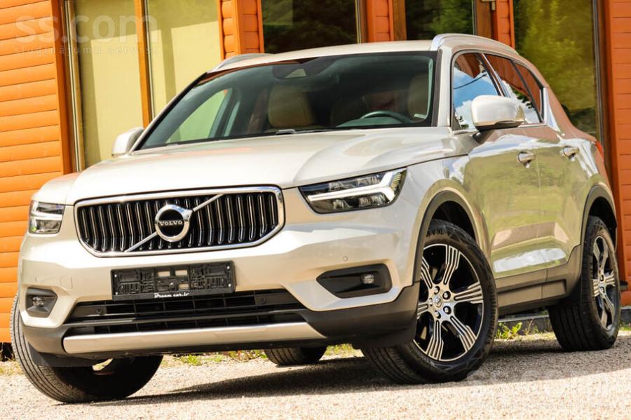 Pelēks Volvo XC40 2019 Tukums, ar dzinēja tilpumu 2.00 L un nobraukumu 210 tūkst. km par 17590 €, foto 3 vietnē AUTOMOTO.COM.LV