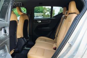 Pelēks Volvo XC40 2019 Tukums, ar dzinēja tilpumu 2.00 L un nobraukumu 210 tūkst. km par 17590 €, foto 8 vietnē AUTOMOTO.COM.LV