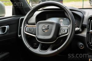 Pelēks Volvo XC40 2019 Tukums, ar dzinēja tilpumu 2.00 L un nobraukumu 210 tūkst. km par 17590 €, foto 12 vietnē AUTOMOTO.COM.LV