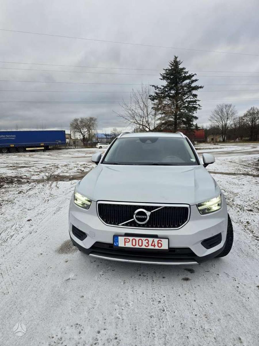 Серый Вольво XC40 2020 в Вильнюс, объемом двигателя 1.97 л и пробегом 150 тыс. км за 19500 €, фото 3 на AUTOMOTO.COM.LV