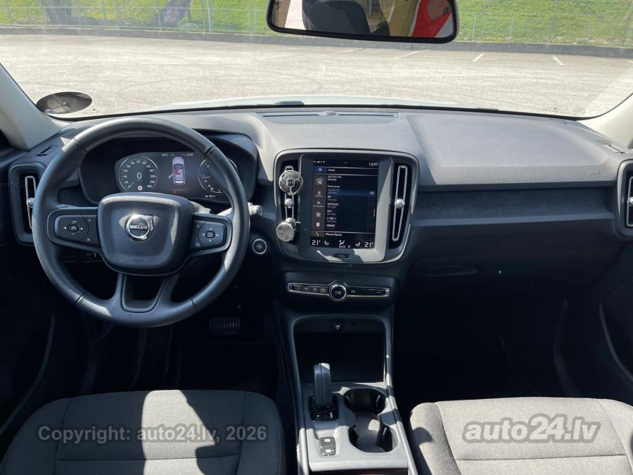 Серый Вольво XC40 2020 в Таллин, объемом двигателя 2.00 л и пробегом 36 тыс. км за 29990 €, фото 14 на AUTOMOTO.COM.LV