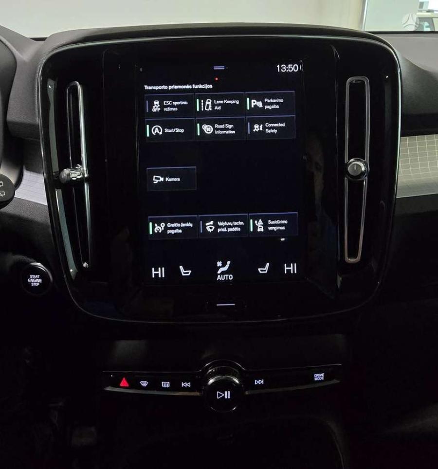 Серый Вольво XC40 2020 в Шяуляй, объемом двигателя 1.97 л и пробегом 46 тыс. км за 26400 €, фото 23 на AUTOMOTO.COM.LV