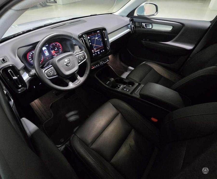 Серый Вольво XC40 2020 в Шяуляй, объемом двигателя 1.97 л и пробегом 46 тыс. км за 26400 €, фото 27 на AUTOMOTO.COM.LV
