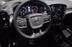 Серый Вольво XC40 2020 в Шяуляй, объемом двигателя 1.97 л и пробегом 46 тыс. км за 26400 €, фото 28 на AUTOMOTO.COM.LV