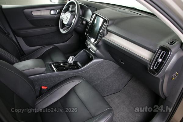 Серый Вольво XC40 2020 в Таллин, объемом двигателя 2.00 л и пробегом 63 тыс. км за 27990 €, фото 10 на AUTOMOTO.COM.LV