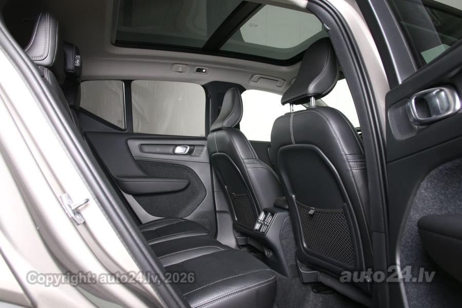 Серый Вольво XC40 2020 в Таллин, объемом двигателя 2.00 л и пробегом 63 тыс. км за 27990 €, фото 12 на AUTOMOTO.COM.LV