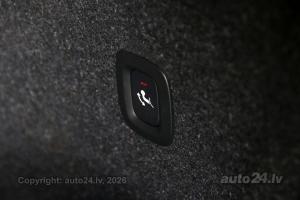 Серый Вольво XC40 2020 в Таллин, объемом двигателя 2.00 л и пробегом 63 тыс. км за 27990 €, фото 13 на AUTOMOTO.COM.LV