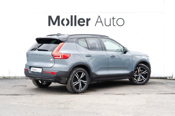 Grey Volvo XC40 2020 in Riga, with an engine capacity of 1.50 L and mileage of 131 thousand km for 22500 €, photo 4 on AUTOMOTO.COM.LV