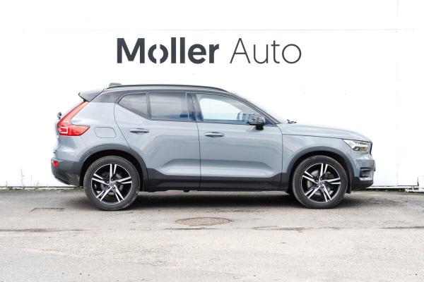 Grey Volvo XC40 2020 in Riga, with an engine capacity of 1.50 L and mileage of 131 thousand km for 22500 €, photo 5 on AUTOMOTO.COM.LV