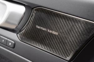 Серый Вольво XC40 2020 в Рига, объемом двигателя 1.50 л и пробегом 131 тыс. км за 22500 €, фото 14 на AUTOMOTO.COM.LV