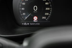 Серый Вольво XC40 2020 в Рига, объемом двигателя 1.50 л и пробегом 131 тыс. км за 22500 €, фото 18 на AUTOMOTO.COM.LV