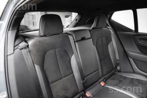 Серый Вольво XC40 2020 в Рига, объемом двигателя 1.50 л и пробегом 131 тыс. км за 22500 €, фото 9 на AUTOMOTO.COM.LV