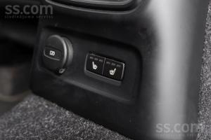 Серый Вольво XC40 2020 в Рига, объемом двигателя 1.50 л и пробегом 131 тыс. км за 22500 €, фото 10 на AUTOMOTO.COM.LV