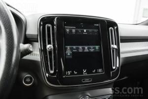 Серый Вольво XC40 2020 в Рига, объемом двигателя 1.50 л и пробегом 131 тыс. км за 22500 €, фото 29 на AUTOMOTO.COM.LV