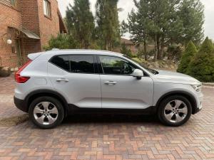 Grey Volvo XC40 2020 in Klaipeda, with an engine capacity of 1.97 L and mileage of 239 thousand km for 17450 €, photo 7 on AUTOMOTO.COM.LV