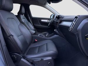 Pelēks Volvo XC40 2020 Pērnava, ar dzinēja tilpumu 1.50 L un nobraukumu 218 tūkst. km par 19900 €, foto 6 vietnē AUTOMOTO.COM.LV