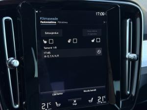 Pelēks Volvo XC40 2020 Pērnava, ar dzinēja tilpumu 1.50 L un nobraukumu 218 tūkst. km par 19900 €, foto 13 vietnē AUTOMOTO.COM.LV