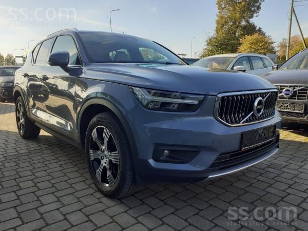 Серый Вольво XC40 2020 в Рига, объемом двигателя 2.00 л и пробегом 137 тыс. км за 24800 €, фото 3 на AUTOMOTO.COM.LV