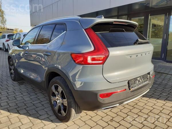 Серый Вольво XC40 2020 в Рига, объемом двигателя 2.00 л и пробегом 137 тыс. км за 24800 €, фото 5 на AUTOMOTO.COM.LV
