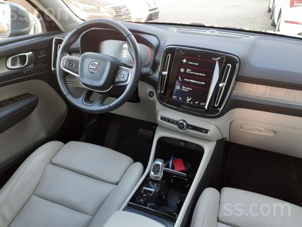 Серый Вольво XC40 2020 в Рига, объемом двигателя 2.00 л и пробегом 137 тыс. км за 24800 €, фото 7 на AUTOMOTO.COM.LV