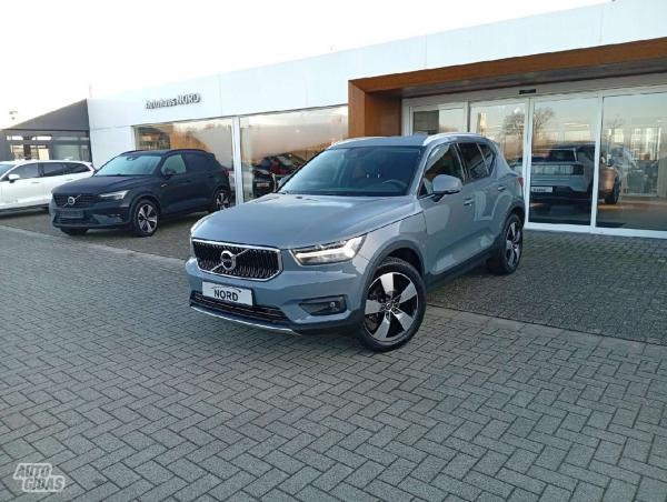 Pelēks Volvo XC40 2021 Kauņa, ar dzinēja tilpumu 1.50 L un nobraukumu 66 tūkst. km par 26366 €, foto 1 vietnē AUTOMOTO.COM.LV