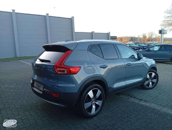 Pelēks Volvo XC40 2021 Kauņa, ar dzinēja tilpumu 1.50 L un nobraukumu 66 tūkst. km par 26366 €, foto 5 vietnē AUTOMOTO.COM.LV