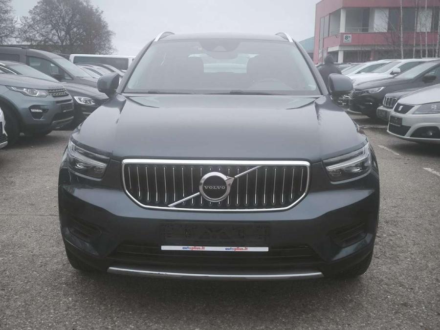 Pelēks Volvo XC40 2021 Šauļi, ar dzinēja tilpumu 1.48 L un nobraukumu 151 tūkst. km par 19500 €, foto 3 vietnē AUTOMOTO.COM.LV