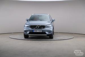 Grey Volvo XC40 2021 in Kaunas, with an engine capacity of 0.00 L and mileage of 90 thousand km for 31184 €, photo 3 on AUTOMOTO.COM.LV