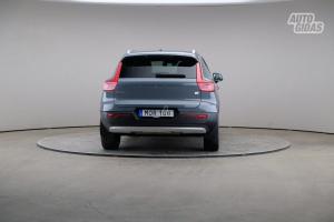 Grey Volvo XC40 2021 in Kaunas, with an engine capacity of 0.00 L and mileage of 90 thousand km for 31184 €, photo 5 on AUTOMOTO.COM.LV