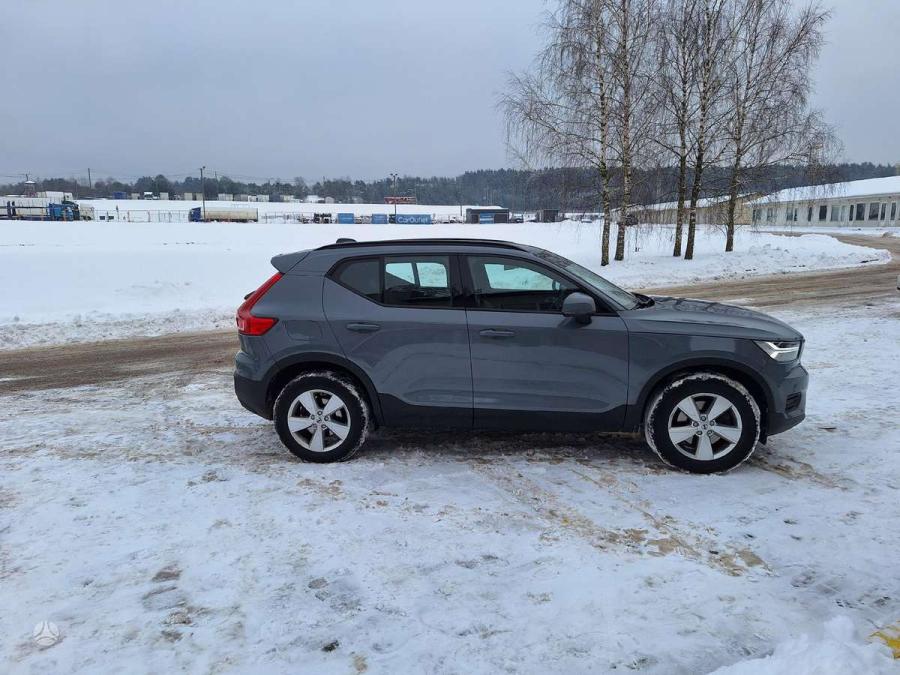 Pelēks Volvo XC40 2021 Viļņa, ar dzinēja tilpumu 1.48 L un nobraukumu 179 tūkst. km par 18090 €, foto 5 vietnē AUTOMOTO.COM.LV