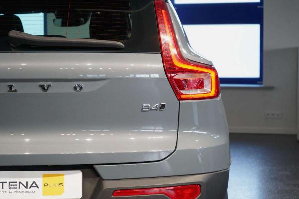 Серый Вольво XC40 2021 в Вильнюс, объемом двигателя 1.97 л и пробегом 113 тыс. км за 24900 €, фото 7 на AUTOMOTO.COM.LV