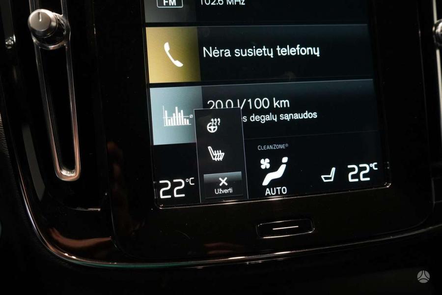 Grey Volvo XC40 2021 in Vilnius, with an engine capacity of 1.97 L and mileage of 113 thousand km for 24900 €, photo 21 on AUTOMOTO.COM.LV