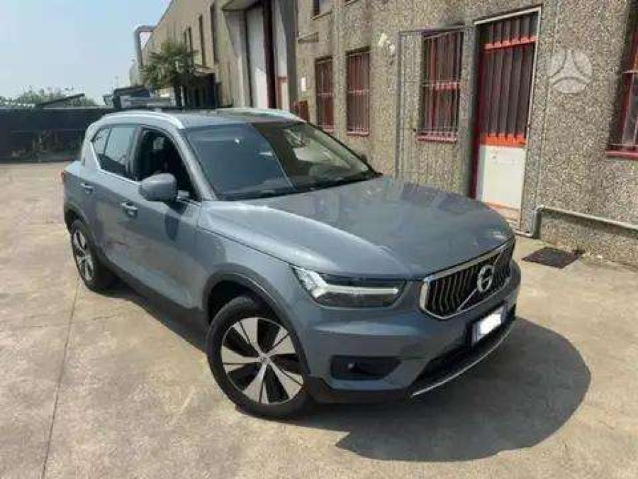 Pelēks Volvo XC40 2021 Kauņa, ar dzinēja tilpumu 1.48 L un nobraukumu 99 tūkst. km par 20950 €, foto 5 vietnē AUTOMOTO.COM.LV