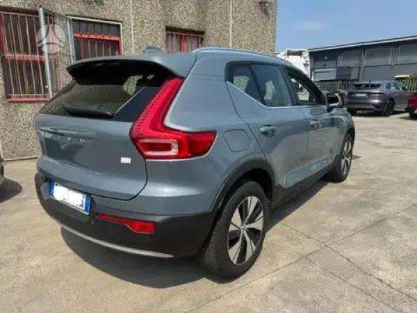 Pelēks Volvo XC40 2021 Kauņa, ar dzinēja tilpumu 1.48 L un nobraukumu 99 tūkst. km par 20950 €, foto 6 vietnē AUTOMOTO.COM.LV