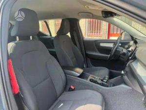 Pelēks Volvo XC40 2021 Kauņa, ar dzinēja tilpumu 1.48 L un nobraukumu 99 tūkst. km par 20950 €, foto 13 vietnē AUTOMOTO.COM.LV