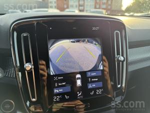 Pelēks Volvo XC40 2021 Jelgava, ar dzinēja tilpumu 1.50 L un nobraukumu 0 tūkst. km par 21500 €, foto 16 vietnē AUTOMOTO.COM.LV