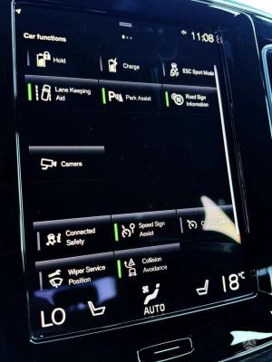 Pelēks Volvo XC40 2021 Kauņa, ar dzinēja tilpumu 1.48 L un nobraukumu 151 tūkst. km par 22500 €, foto 13 vietnē AUTOMOTO.COM.LV