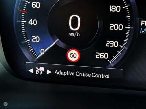 Pelēks Volvo XC40 2021 Kauņa, ar dzinēja tilpumu 1.48 L un nobraukumu 151 tūkst. km par 22500 €, foto 14 vietnē AUTOMOTO.COM.LV