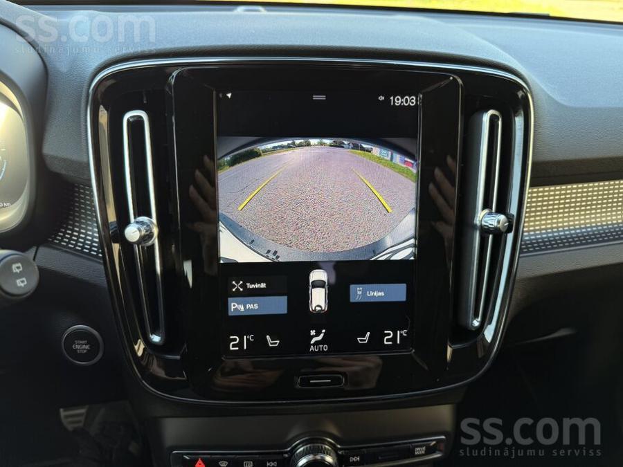 Серый Вольво XC40 2021 в Лиепая, объемом двигателя 1.50 л и пробегом 83 тыс. км за 26500 €, фото 14 на AUTOMOTO.COM.LV