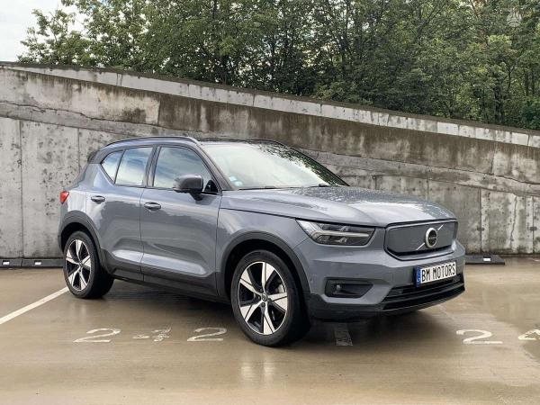 Серый Вольво XC40 2021 в Вильнюс, объемом двигателя 0.00 л и пробегом 153 тыс. км за 19999 €, фото 1 на AUTOMOTO.COM.LV